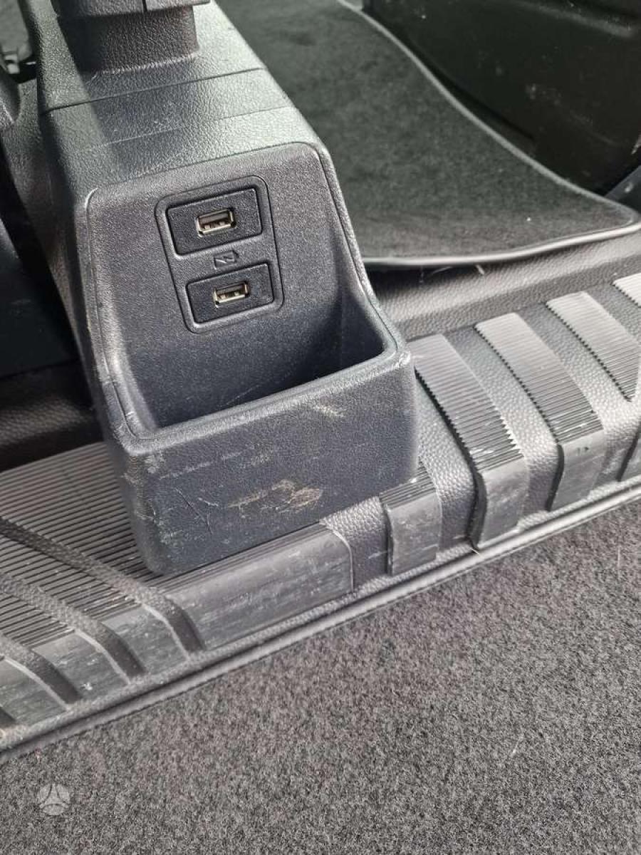 Grey Ford Transit Custom 2020 in Kaunas, with an engine capacity of 2.00 L and mileage of 240 thousand km for 17250 €, photo 28 on AUTOMOTO.COM.LV