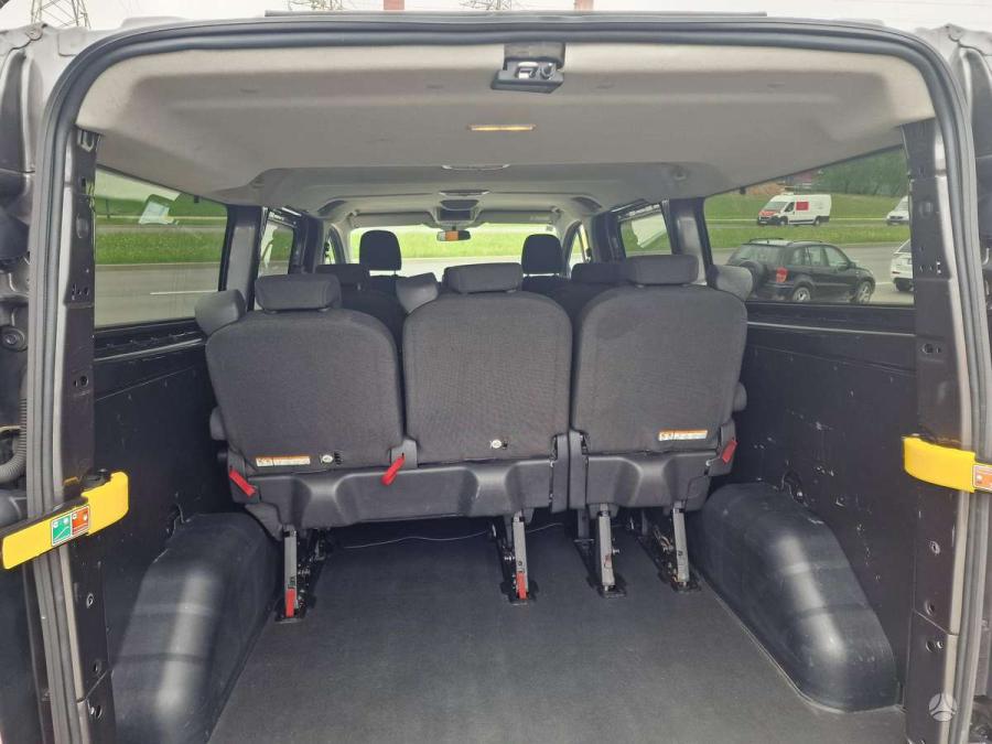 Grey Ford Transit Custom 2020 in Kaunas, with an engine capacity of 2.00 L and mileage of 240 thousand km for 17250 €, photo 31 on AUTOMOTO.COM.LV