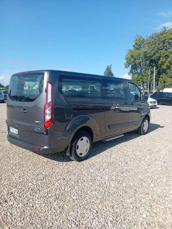 Grey Ford Transit Custom 2020 in Taurage, with an engine capacity of 2.00 L and mileage of 157 thousand km for 16500 €, photo 5 on AUTOMOTO.COM.LV