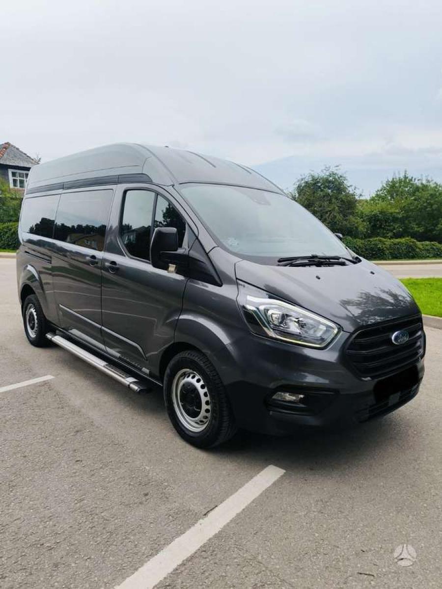 Grey Ford Transit Custom 2021 in Taurage, with an engine capacity of 2.00 L and mileage of 142 thousand km for 14800 €, photo 1 on AUTOMOTO.COM.LV