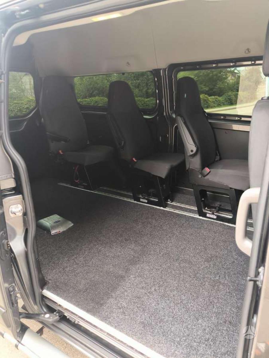 Grey Ford Transit Custom 2021 in Taurage, with an engine capacity of 2.00 L and mileage of 142 thousand km for 14800 €, photo 10 on AUTOMOTO.COM.LV