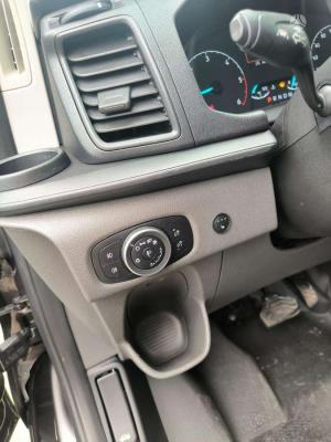 Grey Ford Transit Custom 2021 in Taurage, with an engine capacity of 2.00 L and mileage of 142 thousand km for 14800 €, photo 16 on AUTOMOTO.COM.LV