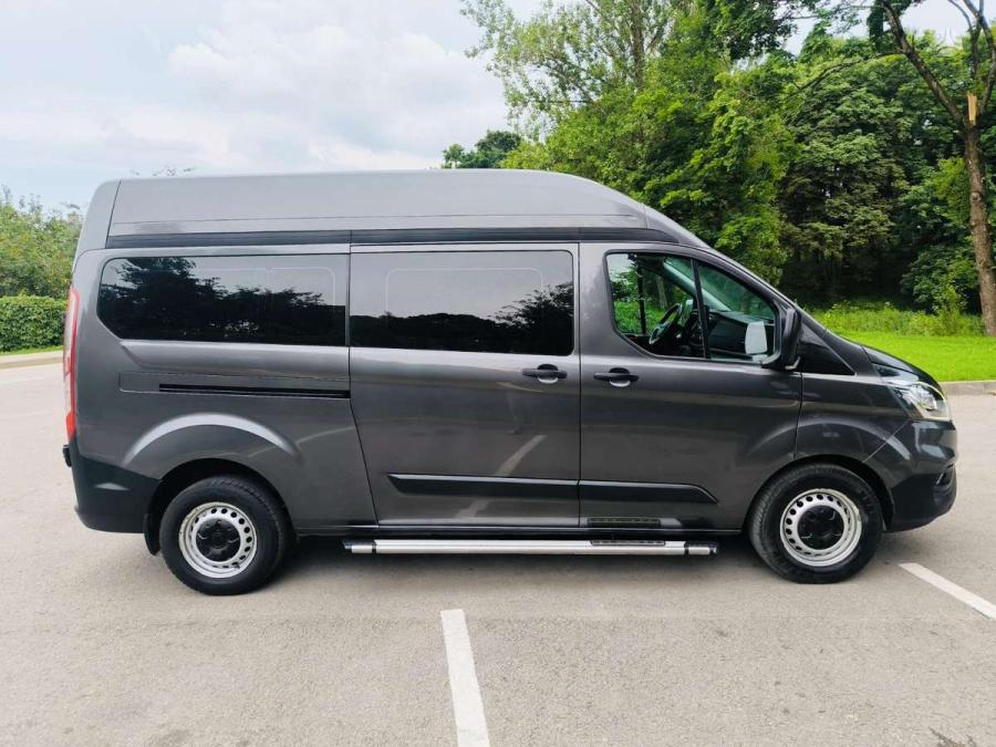 Grey Ford Transit Custom 2021 in Taurage, with an engine capacity of 2.00 L and mileage of 142 thousand km for 14800 €, photo 20 on AUTOMOTO.COM.LV