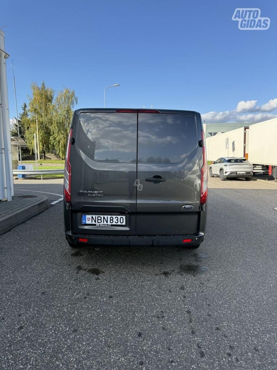 Grey Ford Transit Custom 2022 in Vilnius, with an engine capacity of 2.00 L and mileage of 222 thousand km for 14001 €, photo 5 on AUTOMOTO.COM.LV