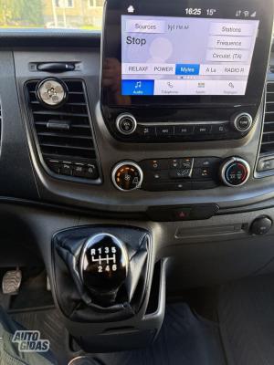 Grey Ford Transit Custom 2022 in Vilnius, with an engine capacity of 2.00 L and mileage of 222 thousand km for 14001 €, photo 7 on AUTOMOTO.COM.LV