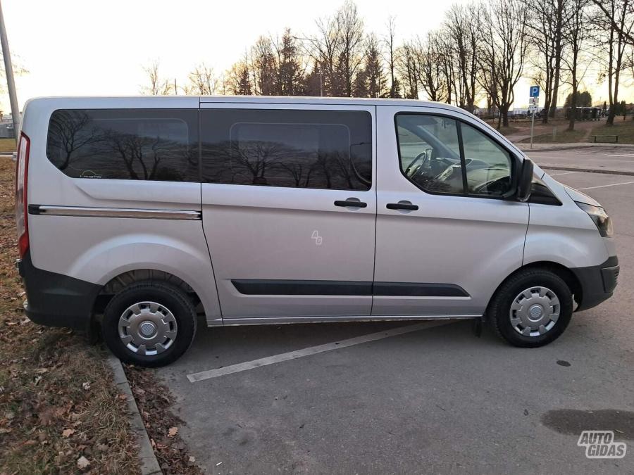 Pelēks Ford Transit Custom 2013 Tauragė, ar dzinēja tilpumu 2.20 L un nobraukumu 185 tūkst. km par 8500 €, foto 9 vietnē AUTOMOTO.COM.LV