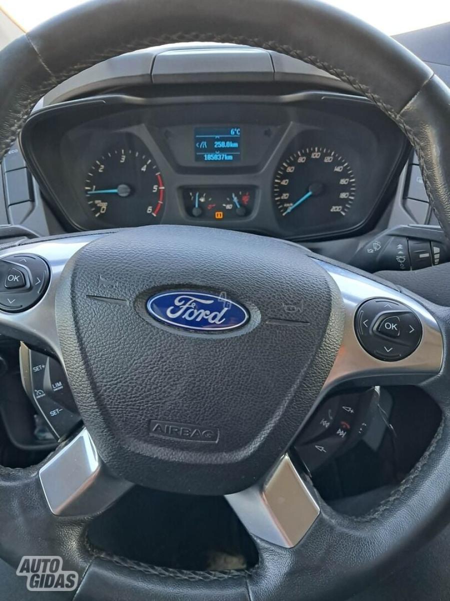 Pelēks Ford Transit Custom 2013 Tauragė, ar dzinēja tilpumu 2.20 L un nobraukumu 185 tūkst. km par 8500 €, foto 10 vietnē AUTOMOTO.COM.LV