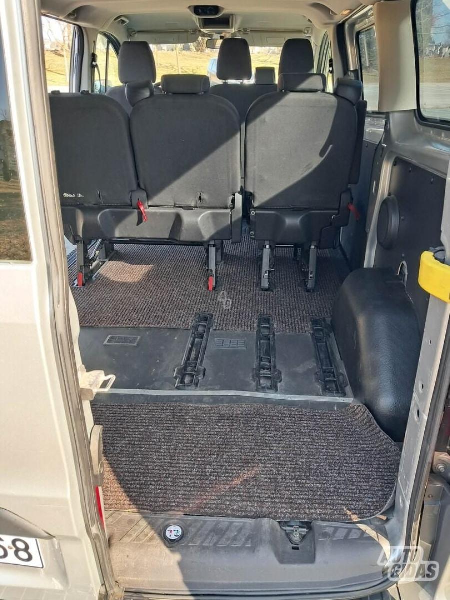 Pelēks Ford Transit Custom 2013 Tauragė, ar dzinēja tilpumu 2.20 L un nobraukumu 185 tūkst. km par 8500 €, foto 12 vietnē AUTOMOTO.COM.LV
