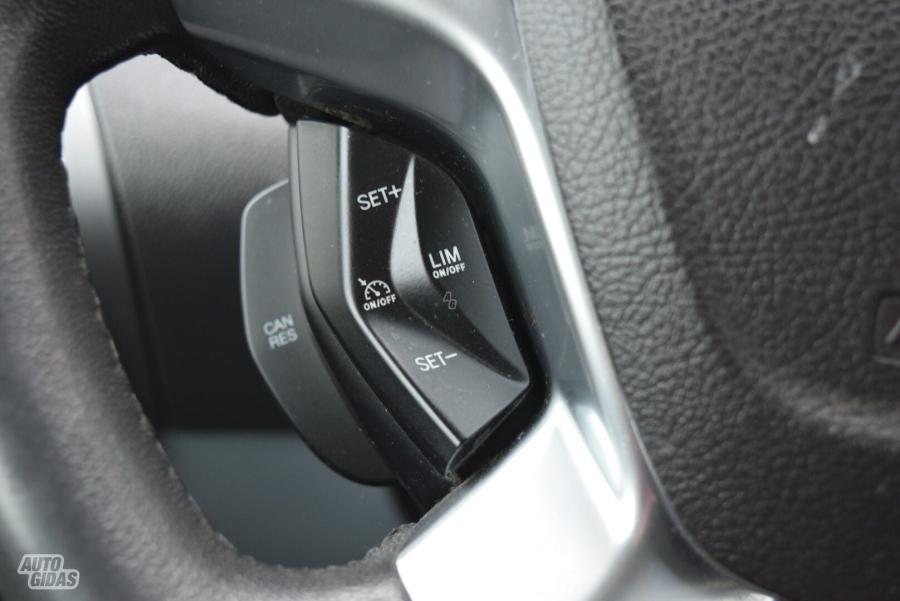 Grey Ford Transit Custom 2014 in Vilnius, with an engine capacity of 2.20 L and mileage of 274 thousand km for 11450 €, photo 18 on AUTOMOTO.COM.LV