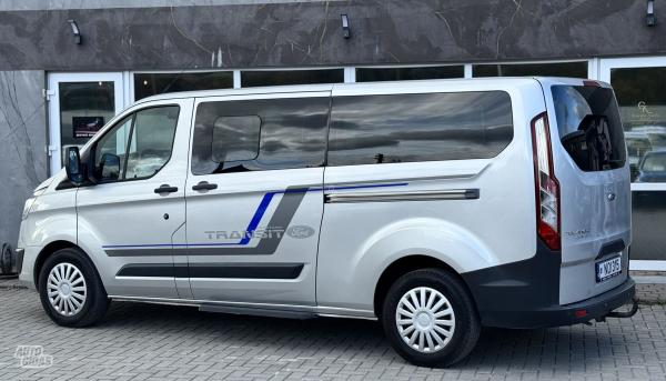 Grey Ford Transit Custom 2015 in Radviliskis, with an engine capacity of 2.20 L and mileage of 361 thousand km for 10250 €, photo 9 on AUTOMOTO.COM.LV