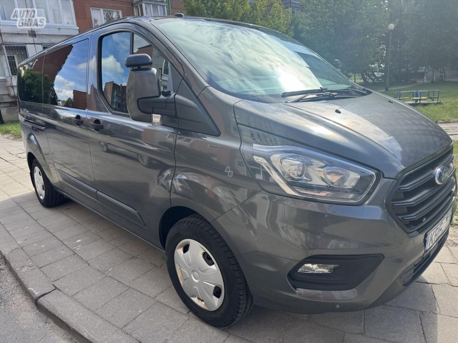 Pelēks Ford Transit Custom 2018 Klaipėda, ar dzinēja tilpumu 2.00 L un nobraukumu 192 tūkst. km par 16200 €, foto 3 vietnē AUTOMOTO.COM.LV