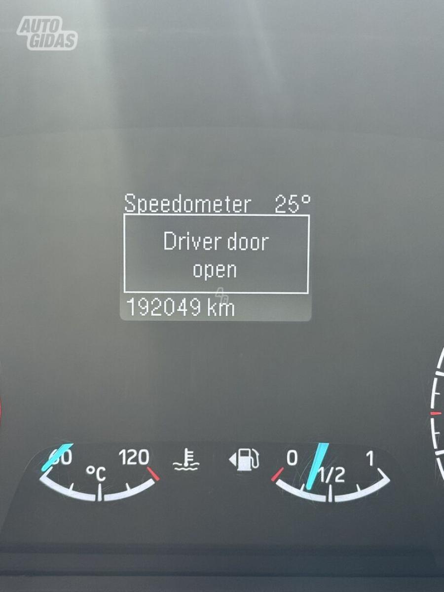 Pelēks Ford Transit Custom 2018 Klaipėda, ar dzinēja tilpumu 2.00 L un nobraukumu 192 tūkst. km par 16200 €, foto 6 vietnē AUTOMOTO.COM.LV