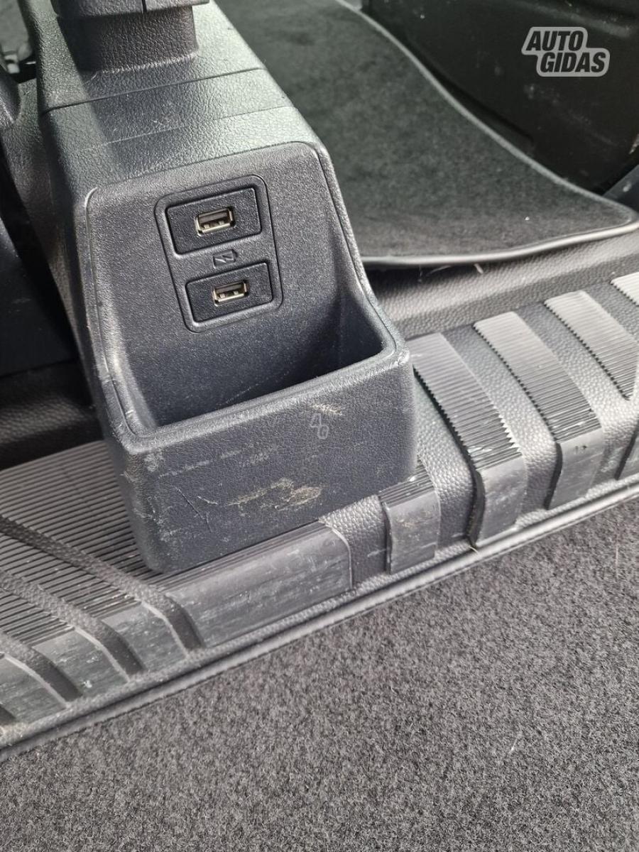 Pelēks Ford Transit Custom 2020 Kauņa, ar dzinēja tilpumu 2.00 L un nobraukumu 240 tūkst. km par 17990 €, foto 30 vietnē AUTOMOTO.COM.LV