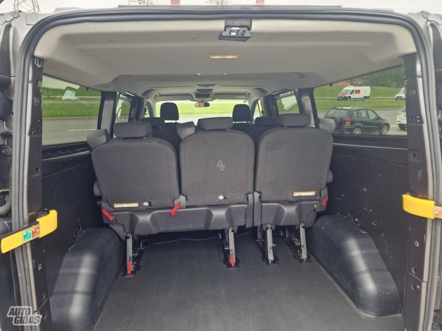Pelēks Ford Transit Custom 2020 Kauņa, ar dzinēja tilpumu 2.00 L un nobraukumu 240 tūkst. km par 17990 €, foto 31 vietnē AUTOMOTO.COM.LV