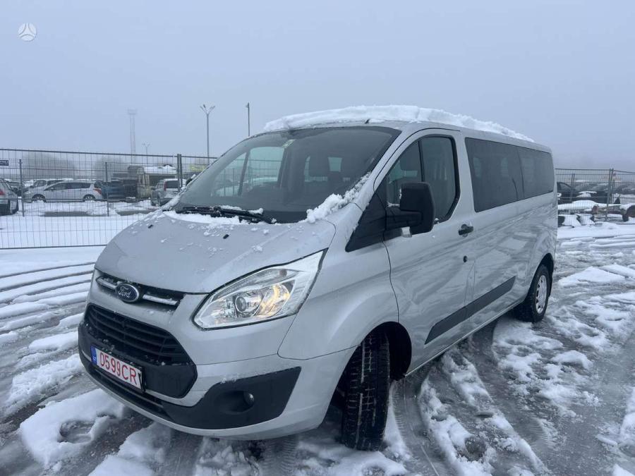 Grey Ford Transit Custom 2016 in Marijampole, with an engine capacity of 2.00 L and mileage of 256 thousand km for 12850 €, photo 1 on AUTOMOTO.COM.LV