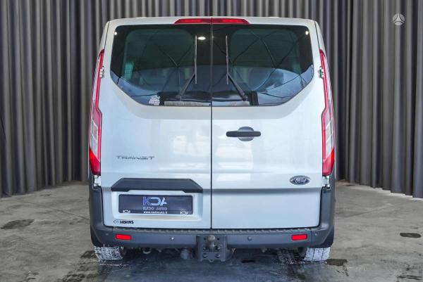 Grey Ford Transit Custom 2016 in Marijampole, with an engine capacity of 2.00 L and mileage of 255 thousand km for 11950 €, photo 9 on AUTOMOTO.COM.LV