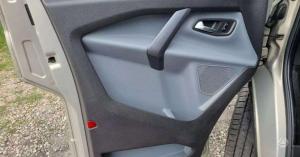 Grey Ford Transit Custom 2016 in Vilnius, with an engine capacity of 2.20 L and mileage of 131 thousand km for 13000 €, photo 16 on AUTOMOTO.COM.LV