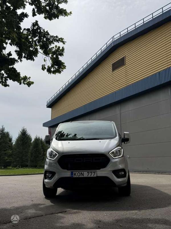 Pelēks Ford Transit Custom 2019 Kauņa, ar dzinēja tilpumu 2.00 L un nobraukumu 106 tūkst. km par 20500 €, foto 1 vietnē AUTOMOTO.COM.LV
