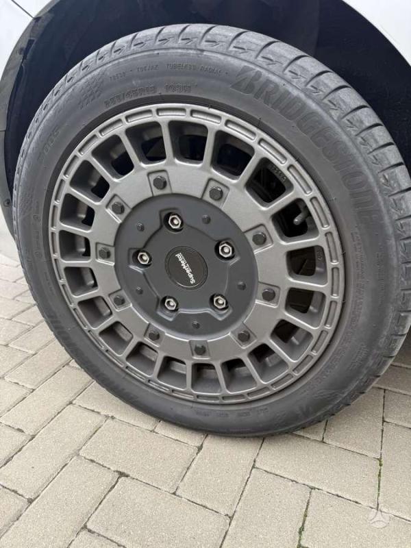 Pelēks Ford Transit Custom 2019 Kauņa, ar dzinēja tilpumu 2.00 L un nobraukumu 106 tūkst. km par 20500 €, foto 10 vietnē AUTOMOTO.COM.LV