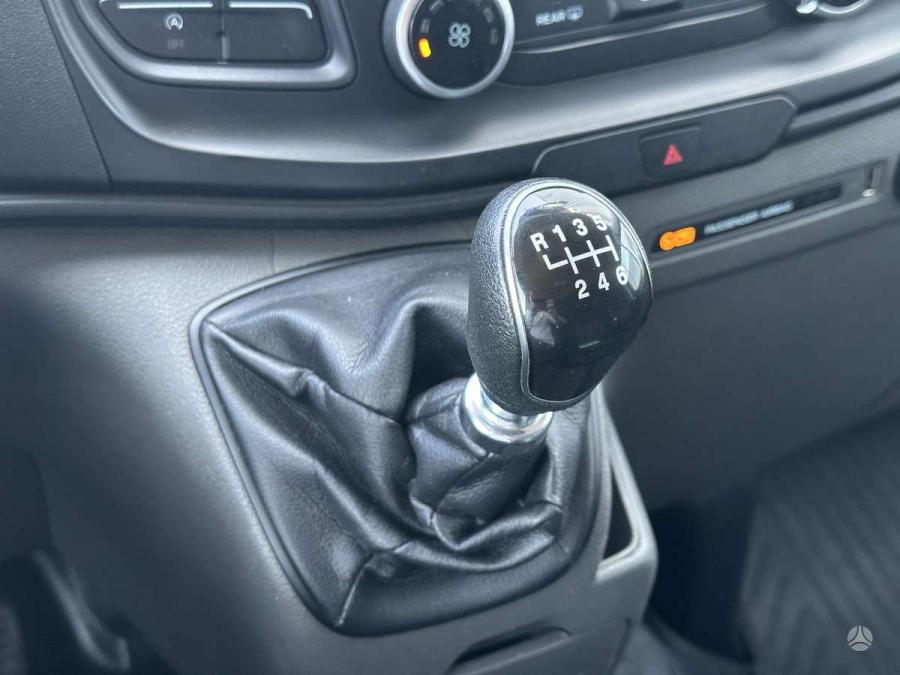 Ford Transit Custom 2019 in Kaunas, with an engine capacity of 2.00 L and mileage of 265 thousand km for 12771 €, photo 23 on AUTOMOTO.COM.LV