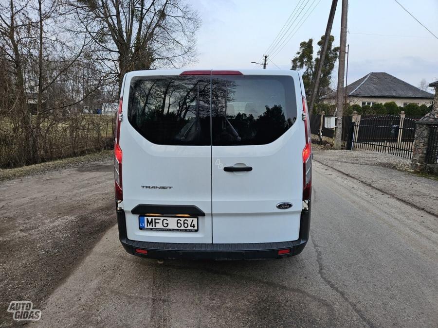 Ford Transit Custom 2015 in Prienai, with an engine capacity of 2.20 L and mileage of 281 thousand km for 8000 €, photo 4 on AUTOMOTO.COM.LV