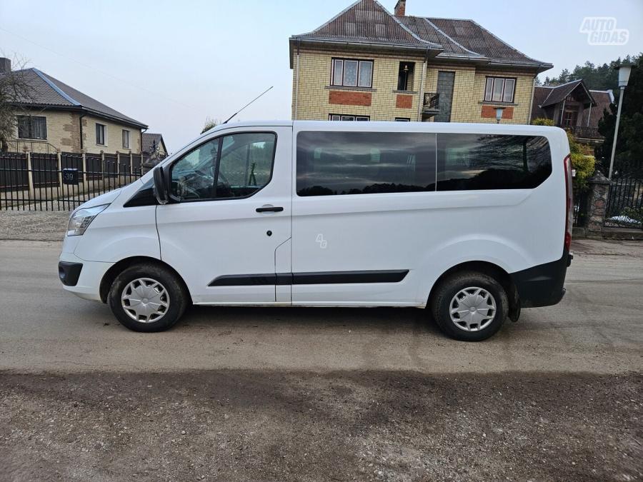 Ford Transit Custom 2015 in Prienai, with an engine capacity of 2.20 L and mileage of 281 thousand km for 8000 €, photo 9 on AUTOMOTO.COM.LV