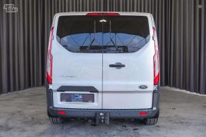 Ford Transit Custom 2018 in Marijampole, with an engine capacity of 2.00 L and mileage of 250 thousand km for 12950 €, photo 9 on AUTOMOTO.COM.LV