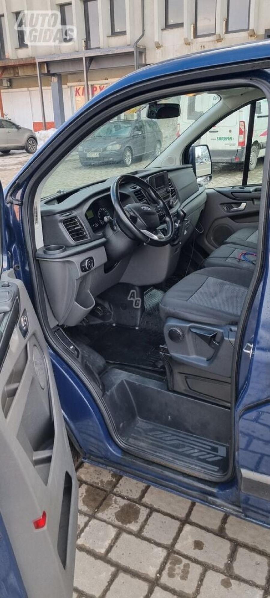 Ford Transit Custom 2020 in Vilnius, with an engine capacity of 2.00 L and mileage of 287 thousand km for 14200 €, photo 13 on AUTOMOTO.COM.LV