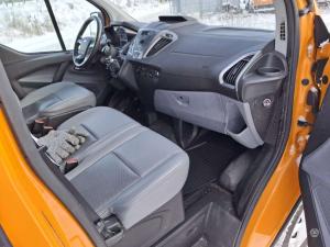 Orange Ford Transit Custom 2016 in Marijampole, with an engine capacity of 2.00 L and mileage of 221 thousand km for 11700 €, photo 7 on AUTOMOTO.COM.LV