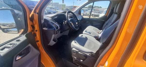 Oranžs Ford Transit Custom 2016 Marijampole, ar dzinēja tilpumu 2.00 L un nobraukumu 221 tūkst. km par 12345 €, foto 9 vietnē AUTOMOTO.COM.LV