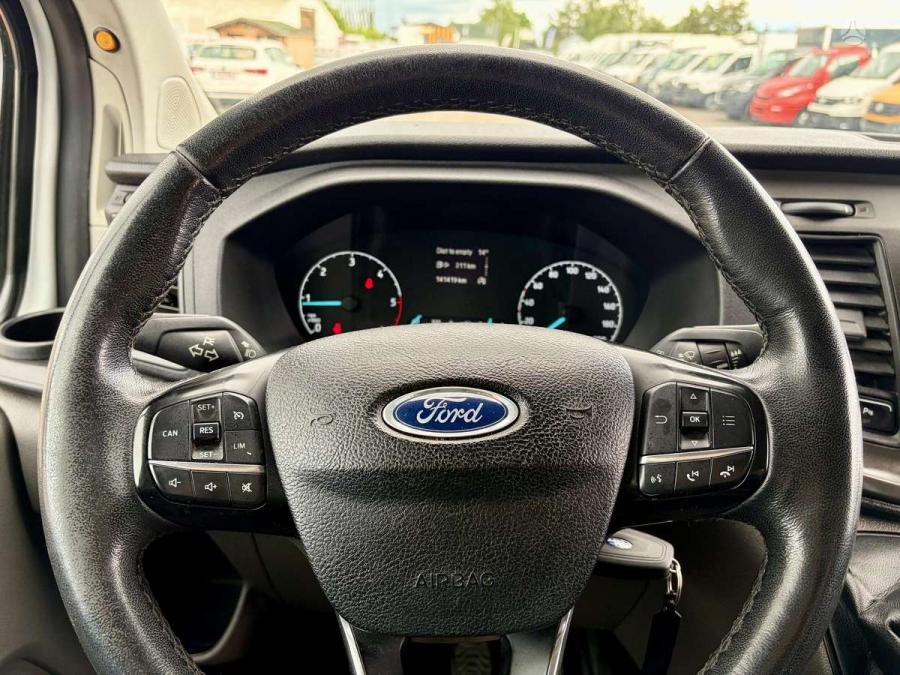 Orange Ford Transit Custom 2019 in Vilnius, with an engine capacity of 2.00 L and mileage of 141 thousand km for 14900 €, photo 17 on AUTOMOTO.COM.LV