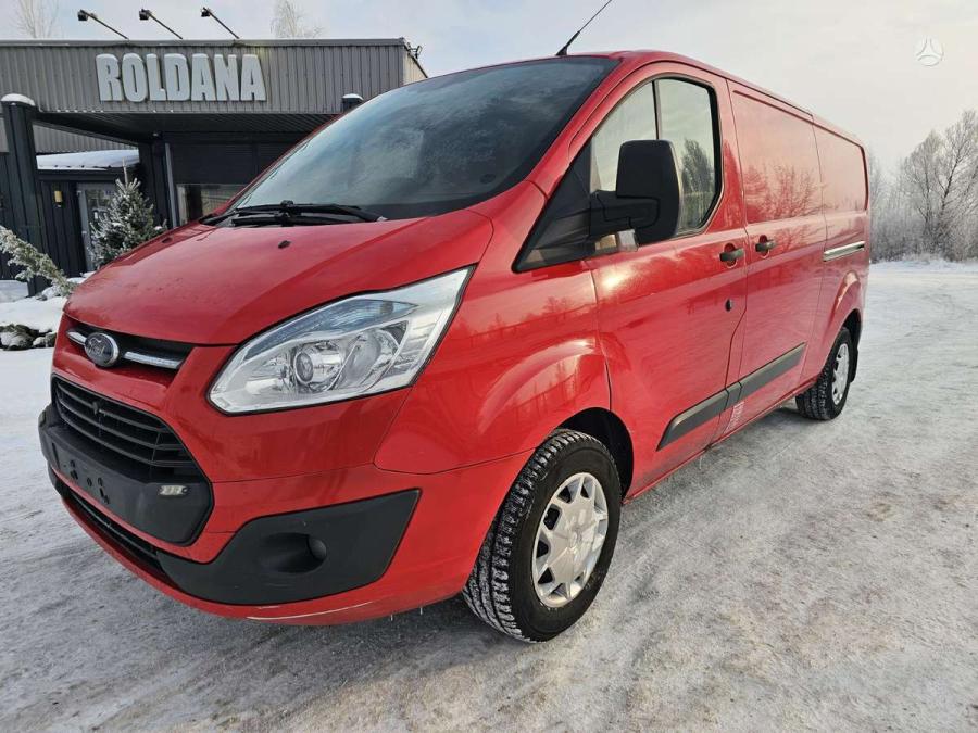 Sarkans Ford Transit Custom 2015 Pakruojis, ar dzinēja tilpumu 2.20 L un nobraukumu 254 tūkst. km par 5600 €, foto 1 vietnē AUTOMOTO.COM.LV