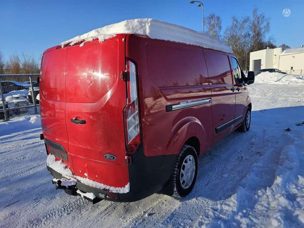 Sarkans Ford Transit Custom 2015 Pakruojis, ar dzinēja tilpumu 2.20 L un nobraukumu 254 tūkst. km par 5600 €, foto 4 vietnē AUTOMOTO.COM.LV