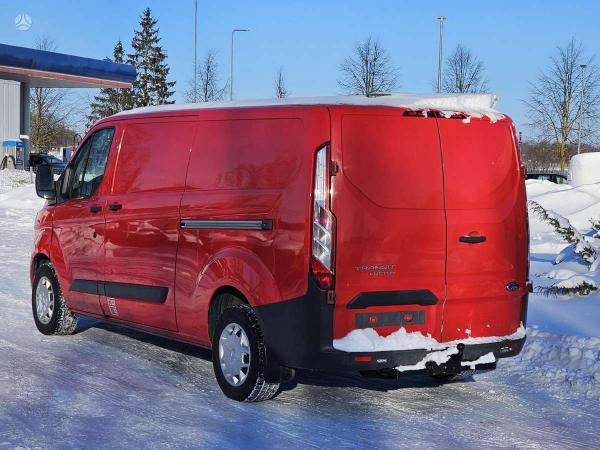 Sarkans Ford Transit Custom 2015 Pakruojis, ar dzinēja tilpumu 2.20 L un nobraukumu 254 tūkst. km par 5600 €, foto 5 vietnē AUTOMOTO.COM.LV
