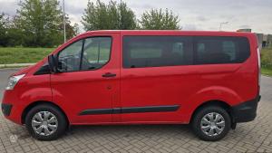 Sarkans Ford Transit Custom 2015 Panevēža, ar dzinēja tilpumu 2.20 L un nobraukumu 223 tūkst. km par 9500 €, foto 5 vietnē AUTOMOTO.COM.LV