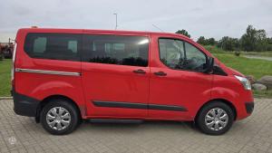 Sarkans Ford Transit Custom 2015 Panevēža, ar dzinēja tilpumu 2.20 L un nobraukumu 223 tūkst. km par 9500 €, foto 7 vietnē AUTOMOTO.COM.LV