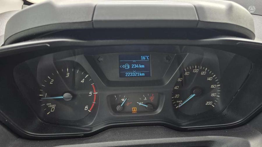 Sarkans Ford Transit Custom 2015 Panevēža, ar dzinēja tilpumu 2.20 L un nobraukumu 223 tūkst. km par 9500 €, foto 11 vietnē AUTOMOTO.COM.LV