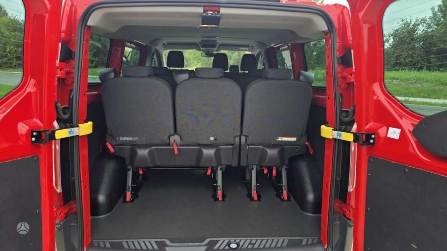 Sarkans Ford Transit Custom 2015 Panevēža, ar dzinēja tilpumu 2.20 L un nobraukumu 223 tūkst. km par 9500 €, foto 20 vietnē AUTOMOTO.COM.LV
