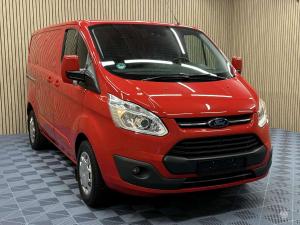 Sarkans Ford Transit Custom 2017 Marijampole, ar dzinēja tilpumu 2.00 L un nobraukumu 120 tūkst. km par 9900 €, foto  vietnē AUTOMOTO.COM.LV
