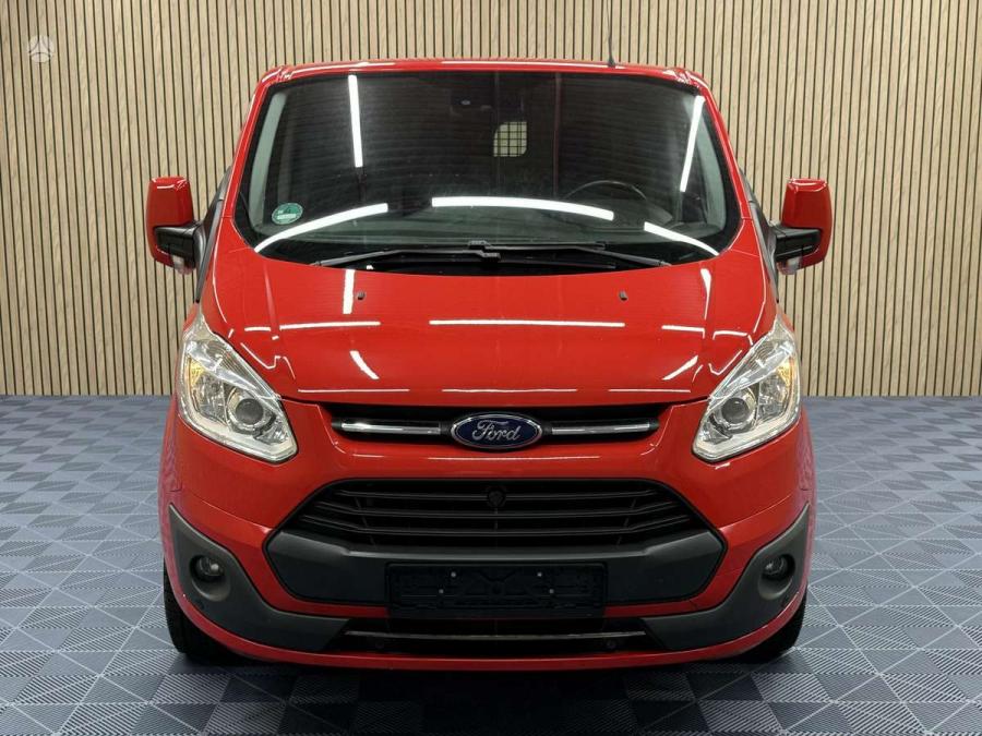 Sarkans Ford Transit Custom 2017 Marijampole, ar dzinēja tilpumu 2.00 L un nobraukumu 120 tūkst. km par 9900 €, foto 4 vietnē AUTOMOTO.COM.LV