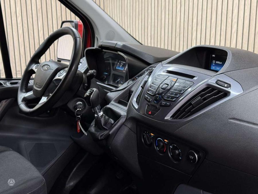 Sarkans Ford Transit Custom 2017 Marijampole, ar dzinēja tilpumu 2.00 L un nobraukumu 120 tūkst. km par 9900 €, foto 14 vietnē AUTOMOTO.COM.LV