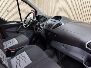 Sarkans Ford Transit Custom 2017 Marijampole, ar dzinēja tilpumu 2.00 L un nobraukumu 120 tūkst. km par 9900 €, foto 24 vietnē AUTOMOTO.COM.LV