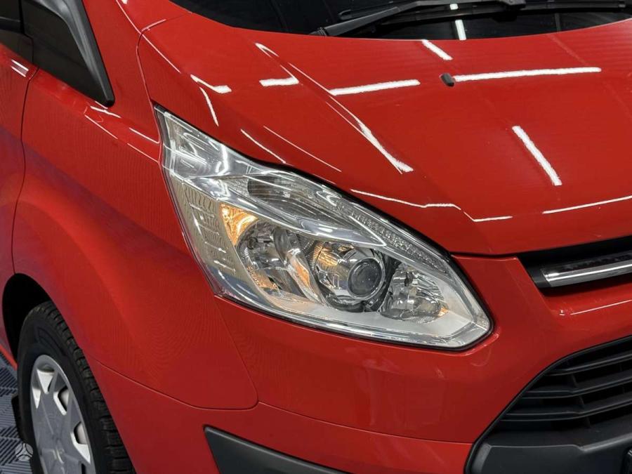 Sarkans Ford Transit Custom 2017 Marijampole, ar dzinēja tilpumu 2.00 L un nobraukumu 120 tūkst. km par 9900 €, foto 25 vietnē AUTOMOTO.COM.LV
