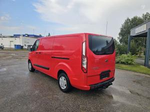 Red Ford Transit Custom 2019 in Pakruojis, with an engine capacity of 2.00 L and mileage of 212 thousand km for 9200 €, photo 6 on AUTOMOTO.COM.LV