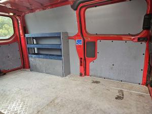 Red Ford Transit Custom 2019 in Pakruojis, with an engine capacity of 2.00 L and mileage of 212 thousand km for 9200 €, photo 8 on AUTOMOTO.COM.LV