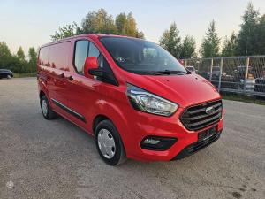 Red Ford Transit Custom 2020 in Pakruojis, with an engine capacity of 2.00 L and mileage of 151 thousand km for 9300 €, photo 3 on AUTOMOTO.COM.LV