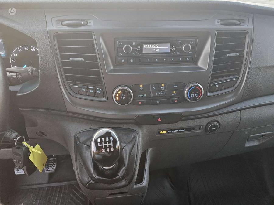 Red Ford Transit Custom 2020 in Pakruojis, with an engine capacity of 2.00 L and mileage of 151 thousand km for 9300 €, photo 12 on AUTOMOTO.COM.LV
