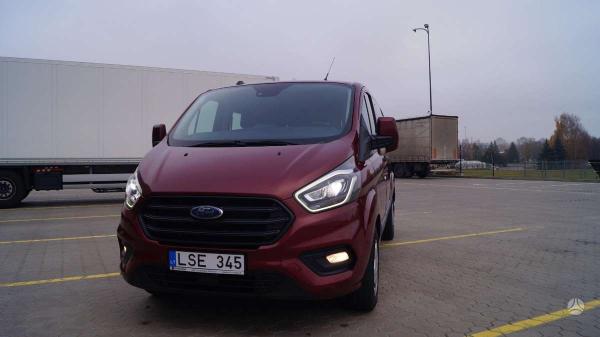 Sarkans Ford Transit Custom 2021 Palanga, ar dzinēja tilpumu 2.00 L un nobraukumu 162 tūkst. km par 19965 €, foto 1 vietnē AUTOMOTO.COM.LV