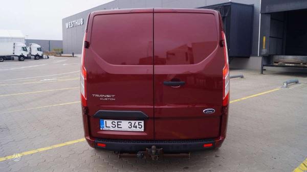 Sarkans Ford Transit Custom 2021 Palanga, ar dzinēja tilpumu 2.00 L un nobraukumu 162 tūkst. km par 19965 €, foto 7 vietnē AUTOMOTO.COM.LV