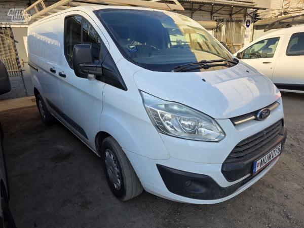 White Ford Transit Custom 2012 in Vilnius, with an engine capacity of 2.00 L and mileage of 200 thousand km for 7200 €, photo 3 on AUTOMOTO.COM.LV